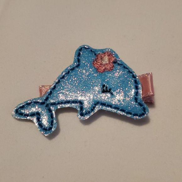 Yogi & Cecil's Boutique | Accessories | New Dolphin Felt Hair Clippy ...